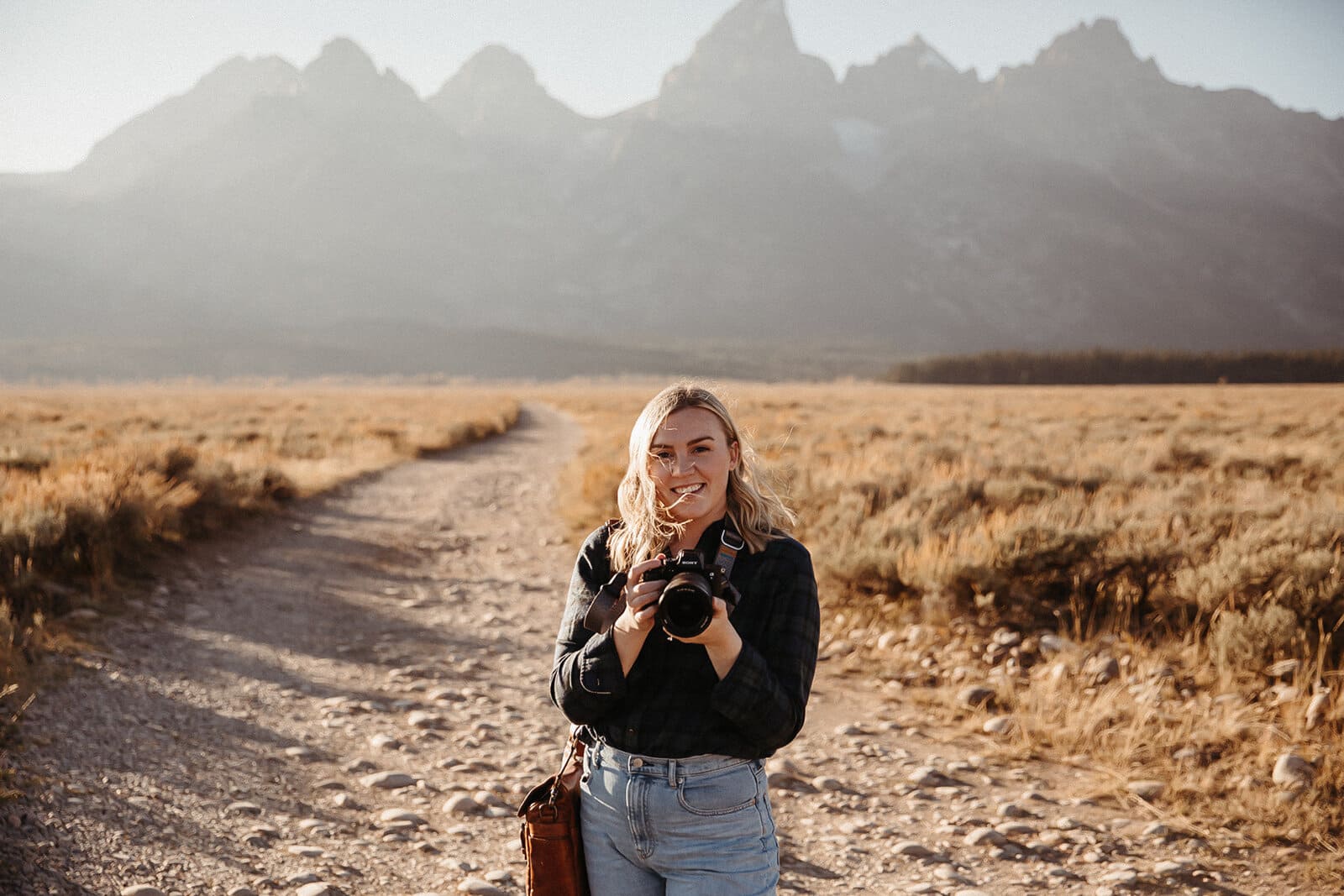 10 Best YouTube Travel Vloggers To Follow in 2025!